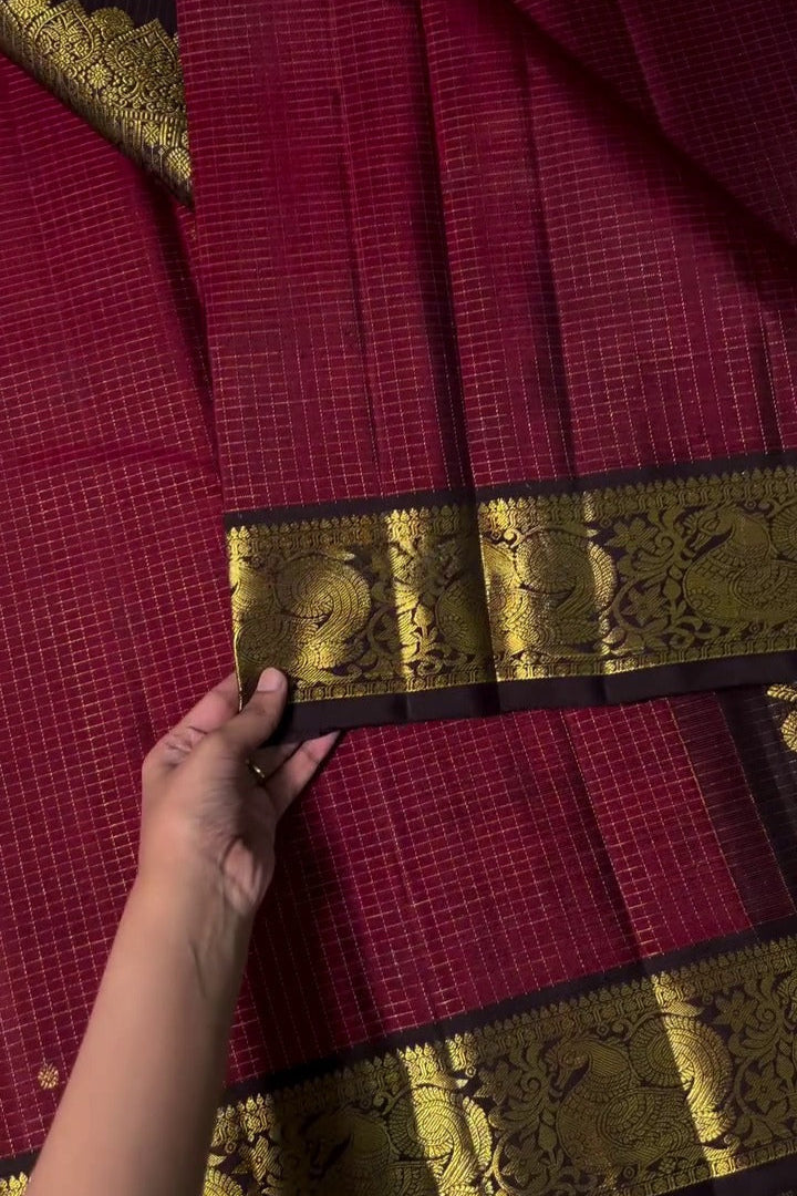 Kanchipuram Noir & Ruby Saree – zoyaclothing